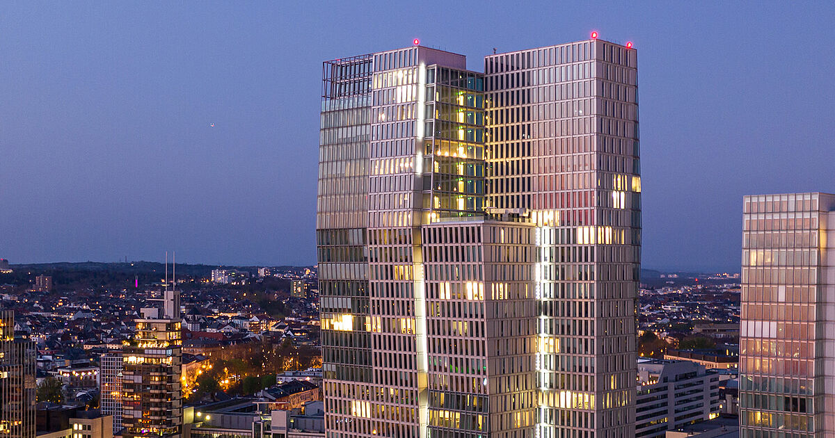 Four buildings combined into one quarter in a very small space ...